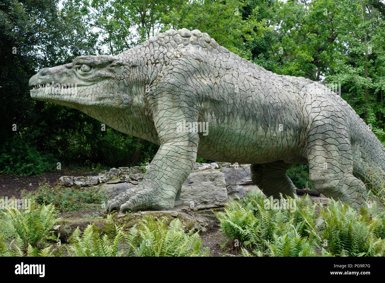 Victorian Sculptures High Resolution Stock Photography and Images - Alamy