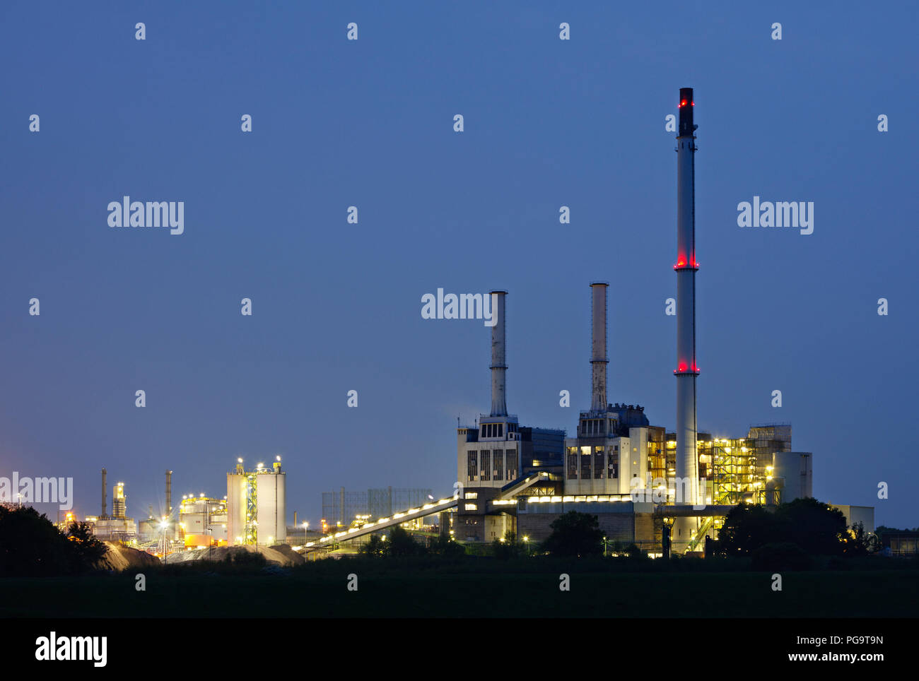Old power plant hi-res stock photography and images - Alamy