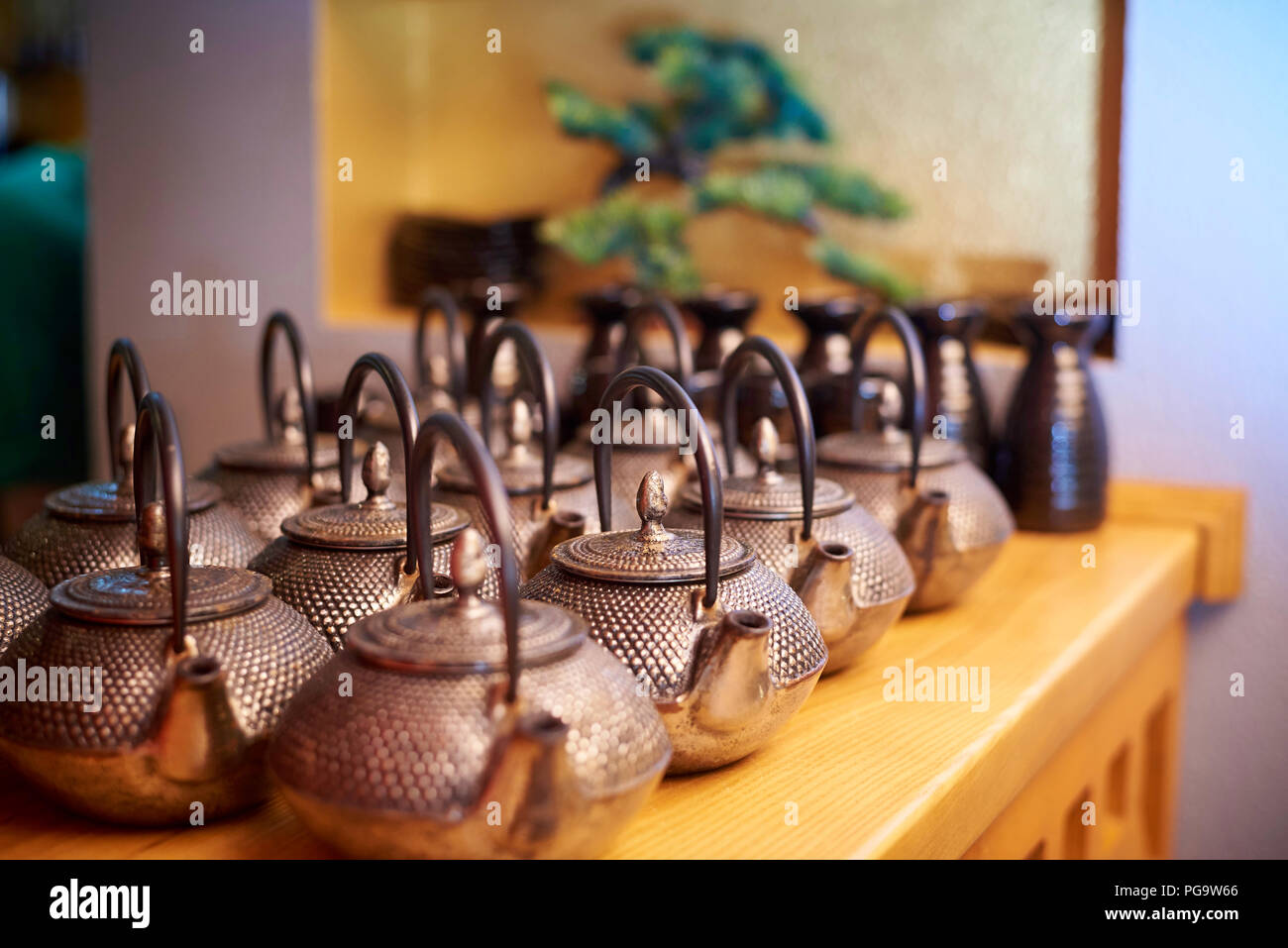 Rows of traditional teapots close-up Stock Photo - Alamy
