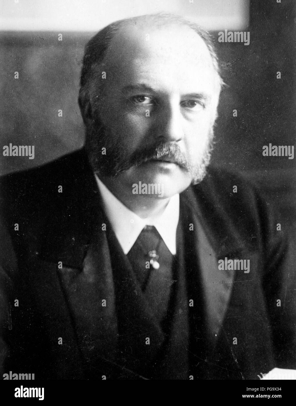 Lord balfour hi-res stock photography and images - Alamy