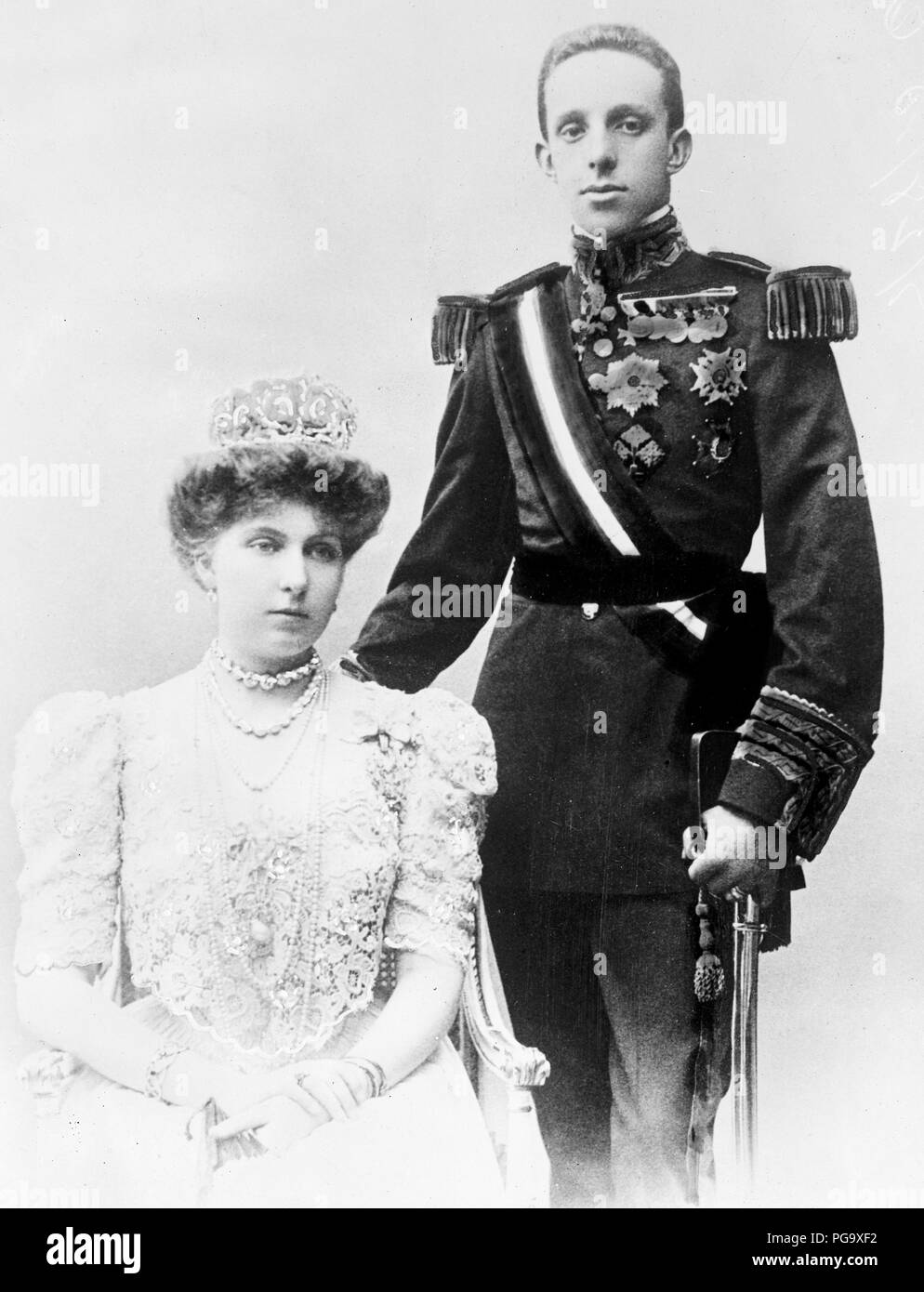 28 1910 Black and White Stock Photos & Images - Alamy