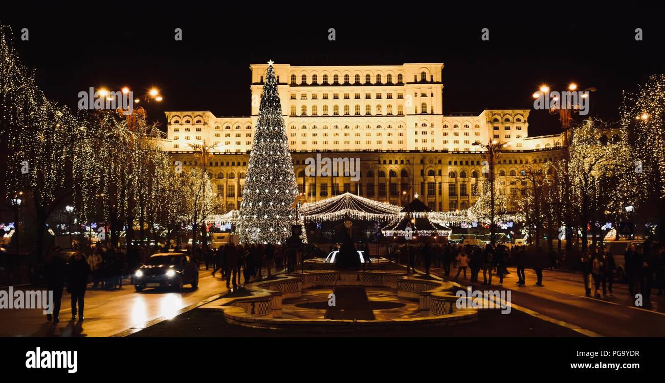 Christmasy tree hi-res stock photography and images - Alamy