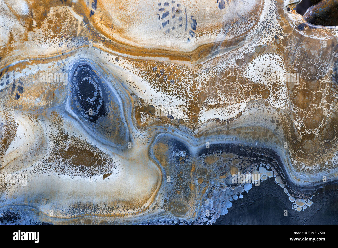 Burnt car texture hi-res stock photography and images - Alamy