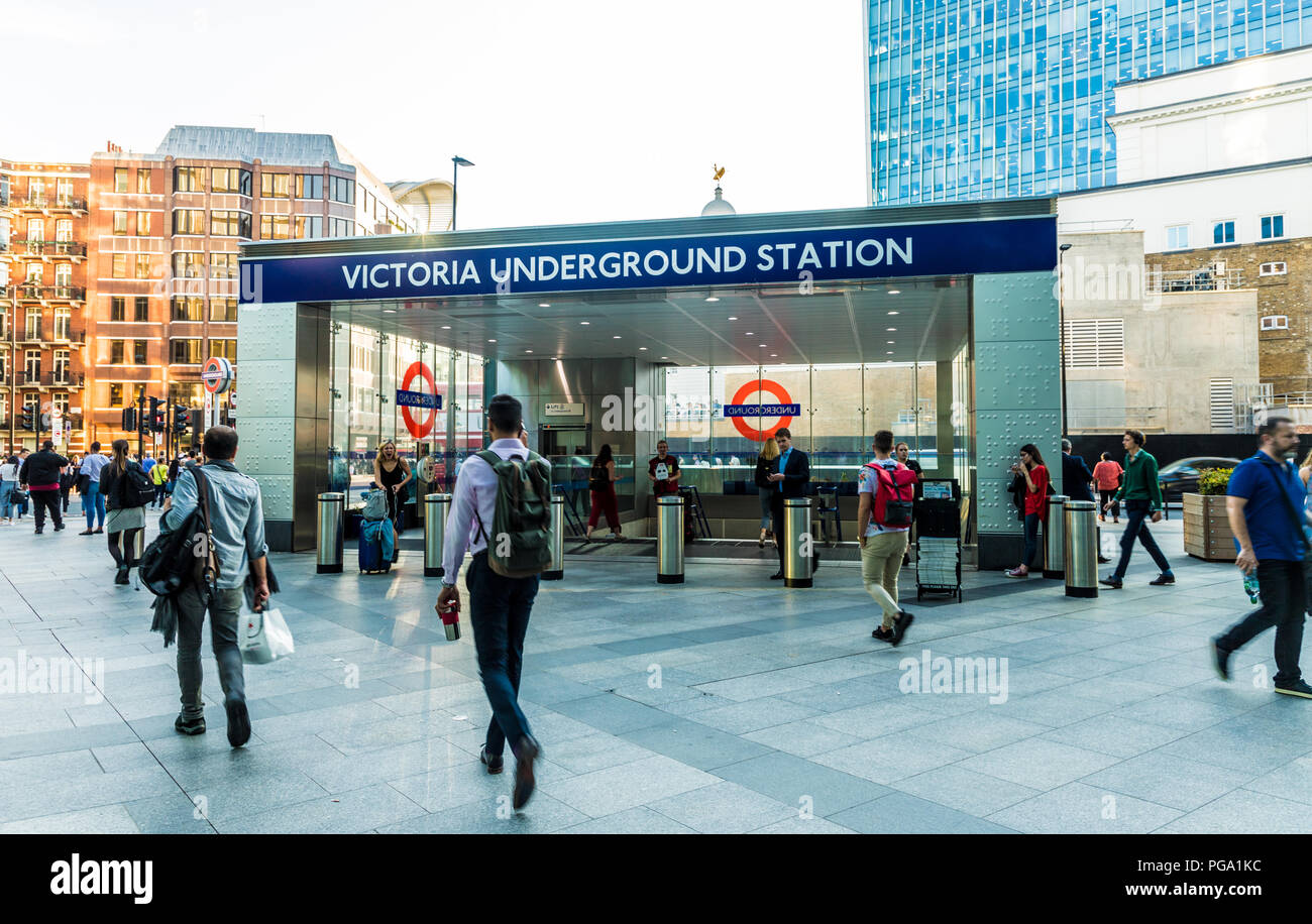 Tfl rail hi-res stock photography and images - Alamy