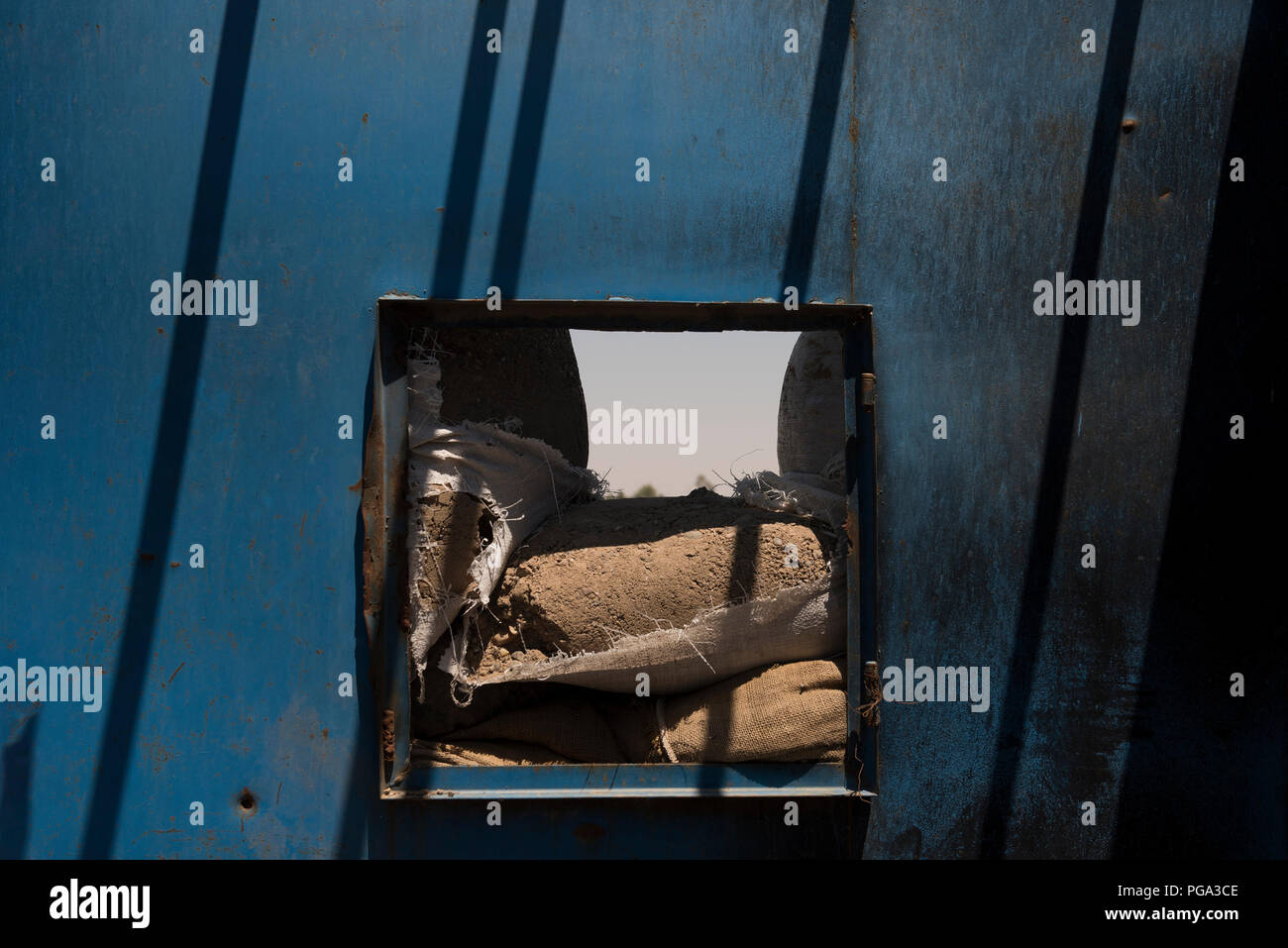 Ancient syrian window hi-res stock photography and images - Alamy
