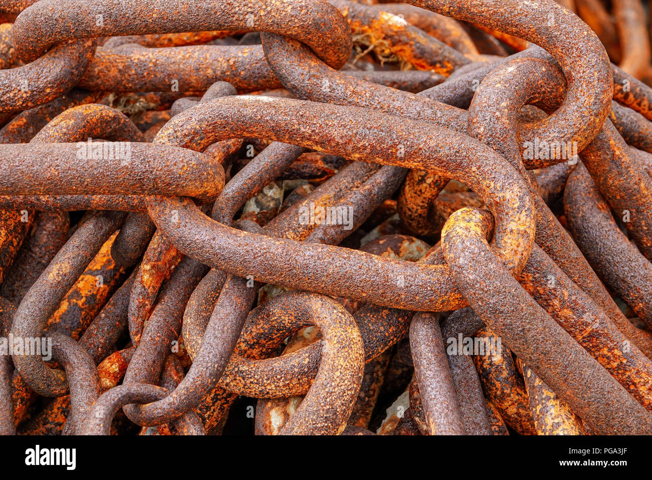 Pile chains hi-res stock photography and images - Alamy