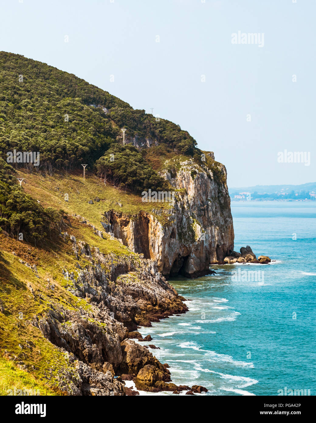 Cliff sea wall hi-res stock photography and images - Alamy