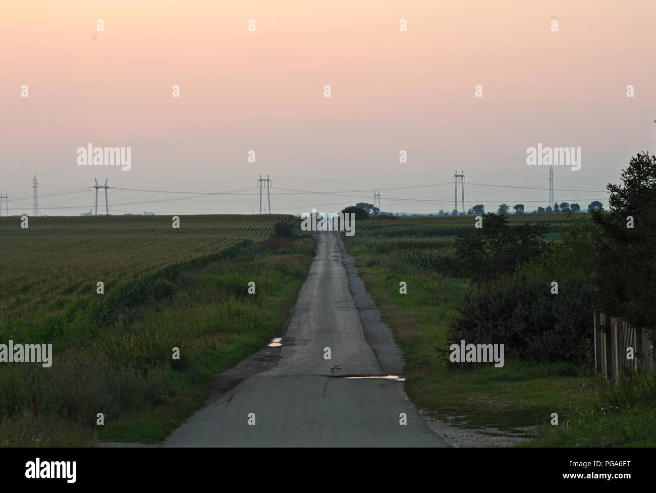 Empty countryside hi-res stock photography and images - Alamy