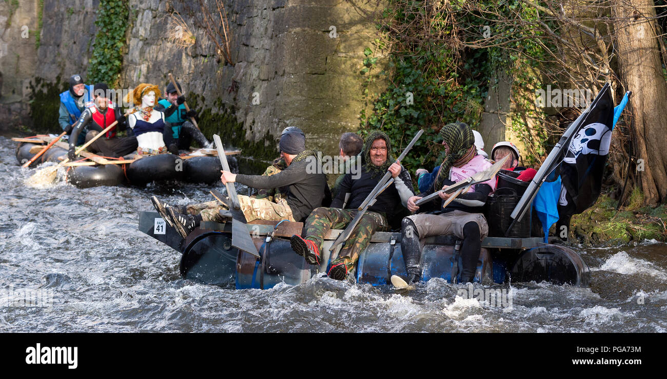 Participants In The Matlock Boxing Day Raft Race 2016 Matlock ...