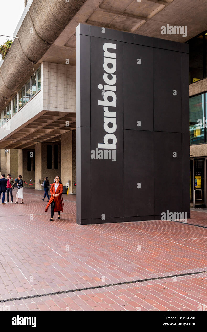 Barbican station sign hi-res stock photography and images - Alamy