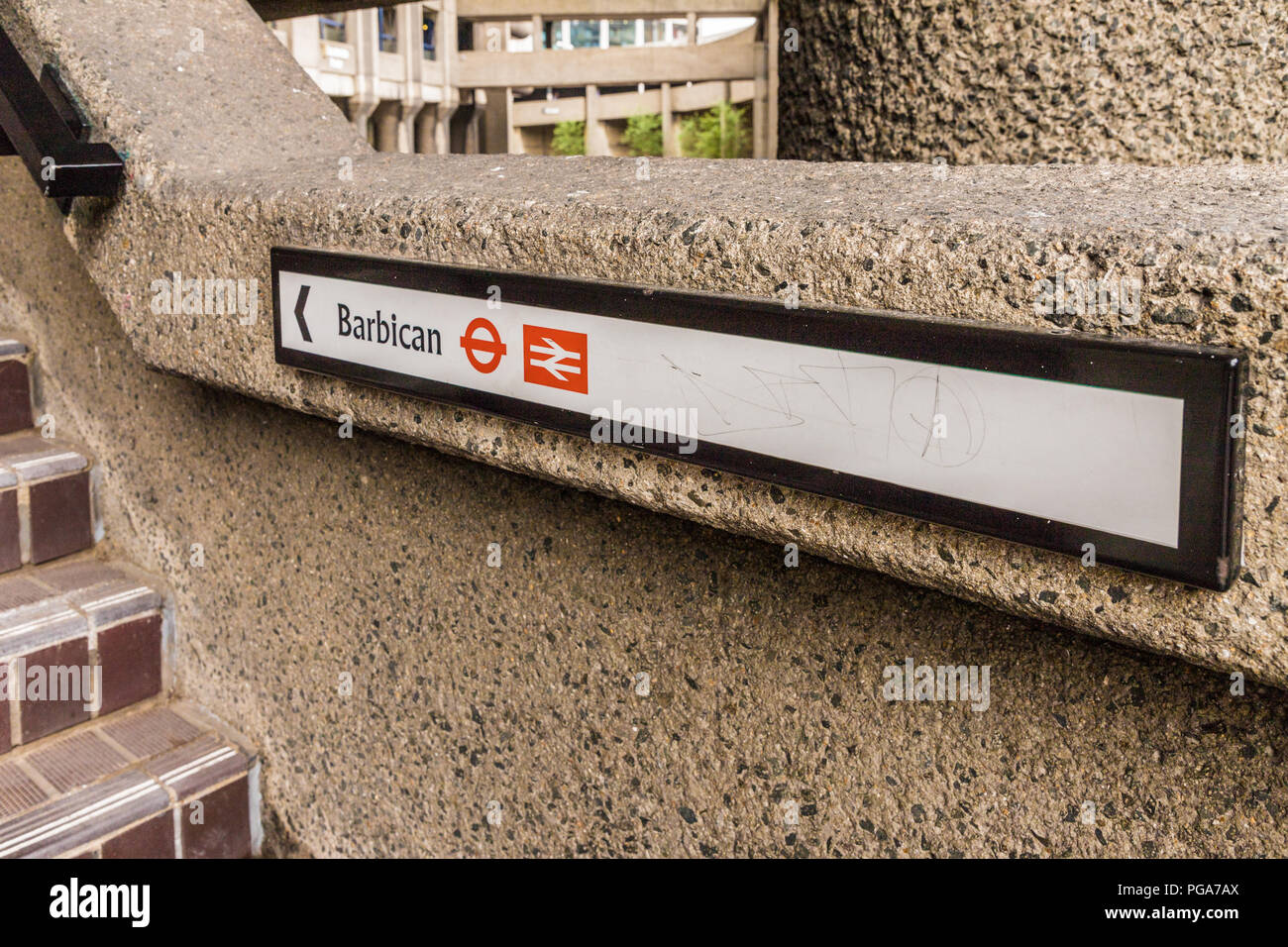 Barbican station tube sign hi-res stock photography and images - Alamy