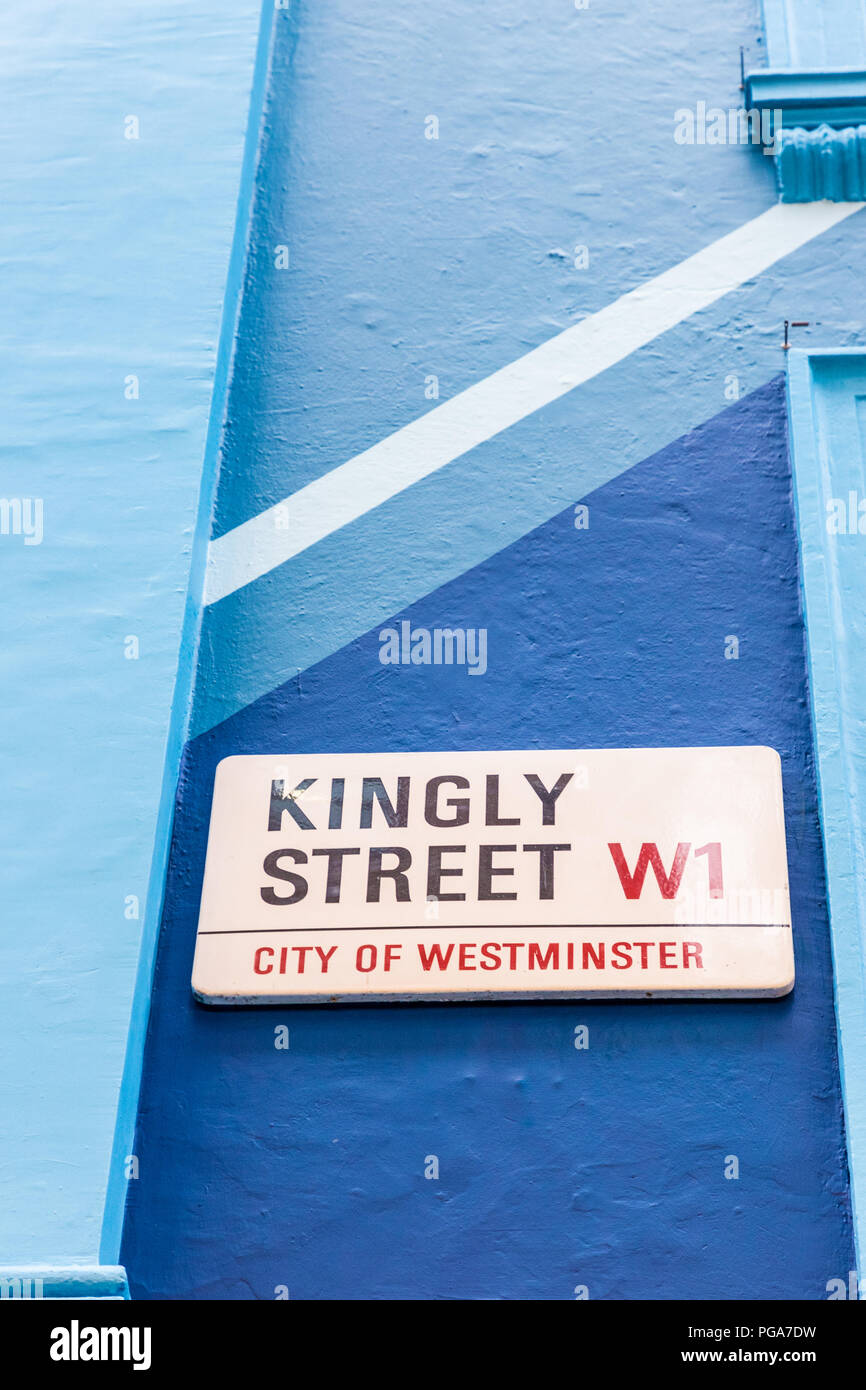 Kingly street soho london w1 hi-res stock photography and images - Alamy