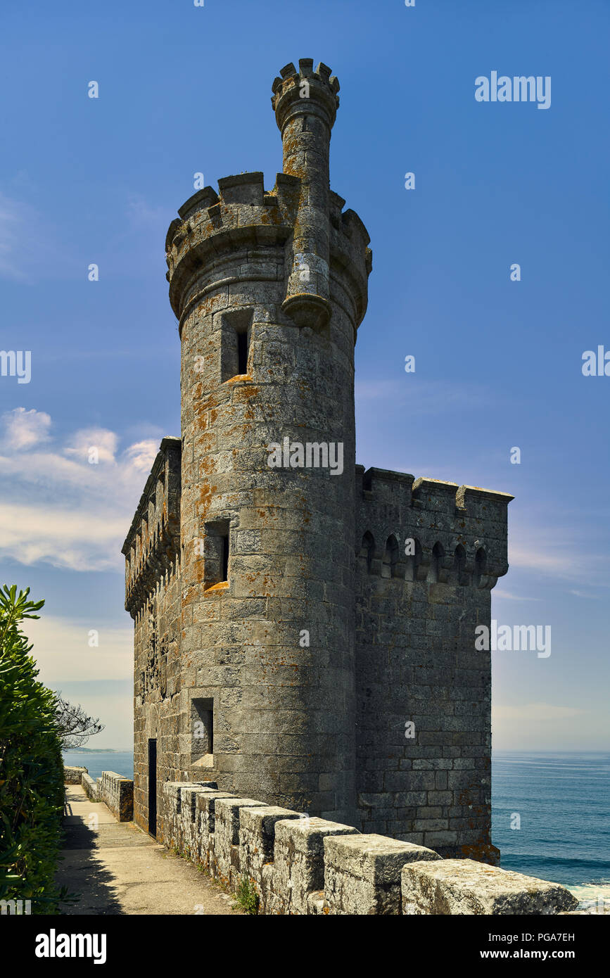 Tower of the monterreal castle hi-res stock photography and images - Alamy
