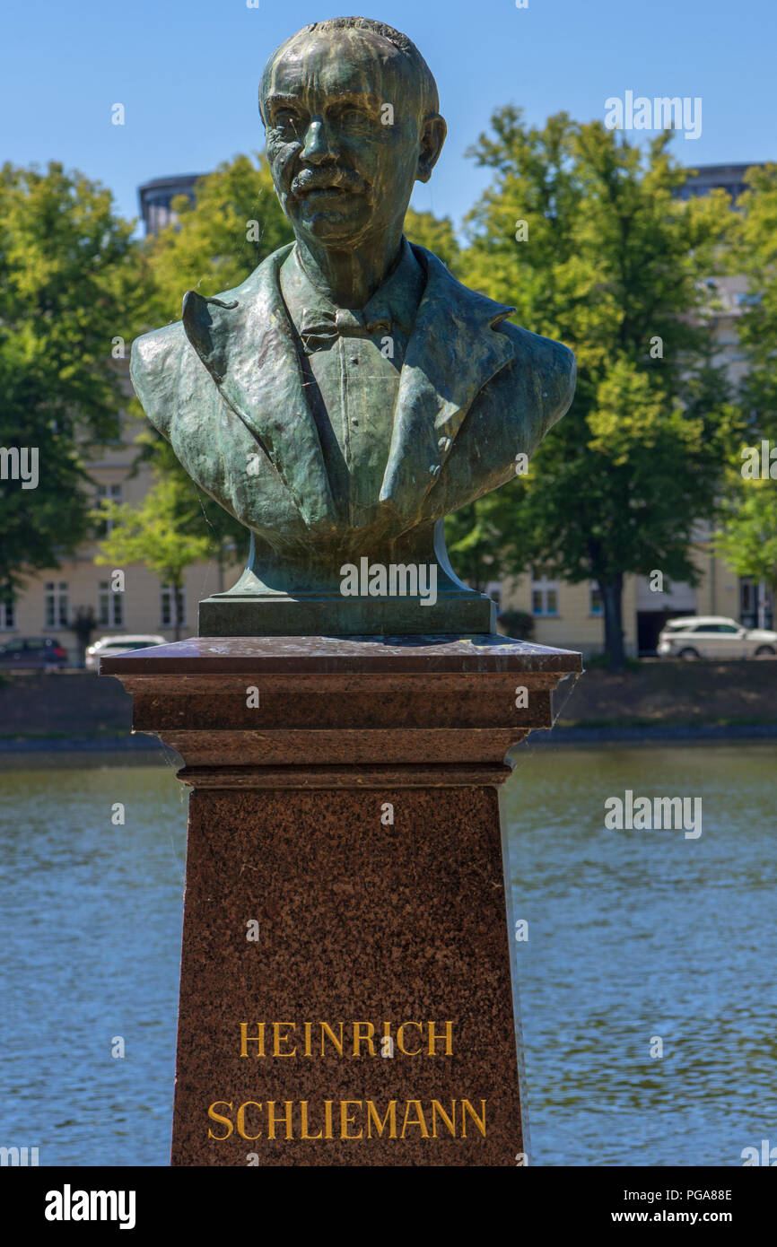 Heinrich schliemann hi-res stock photography and images - Alamy