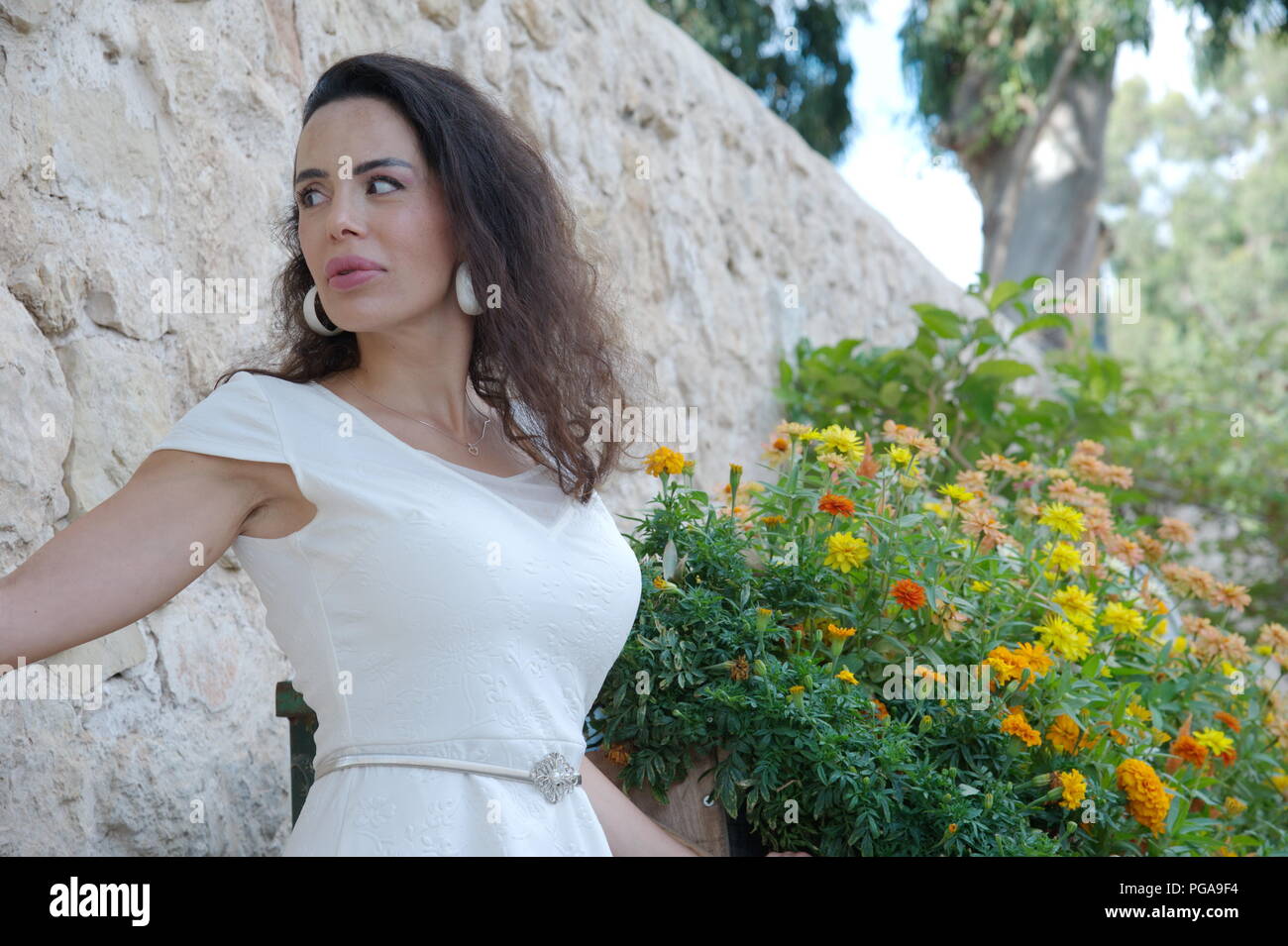 model lady with white clothes Stock Photo - Alamy