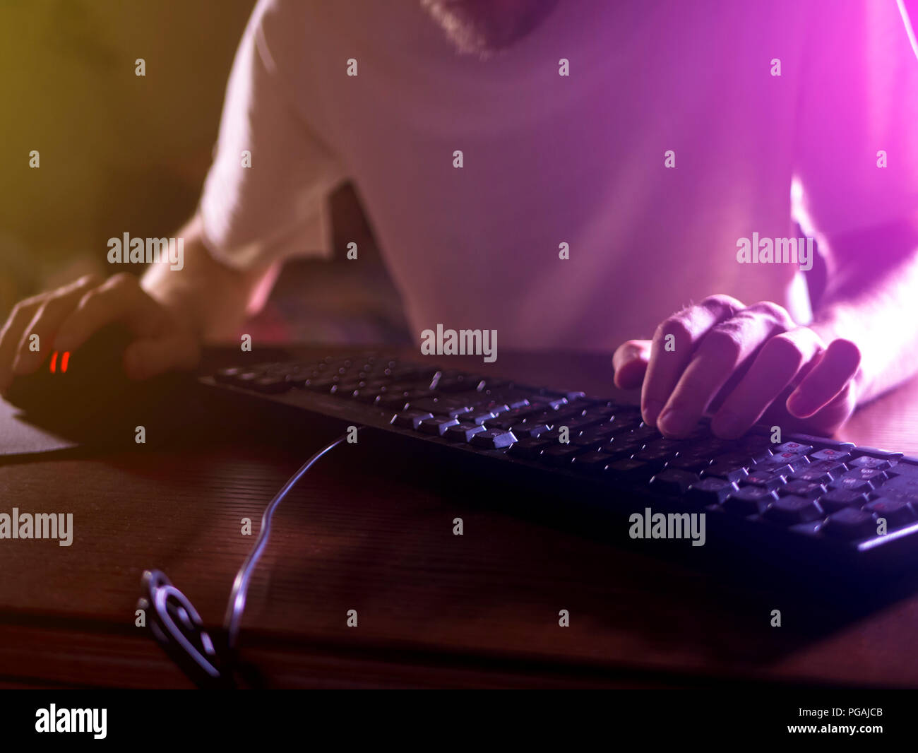 Cyber sport gamer press keyboard hi-res stock photography and images ...