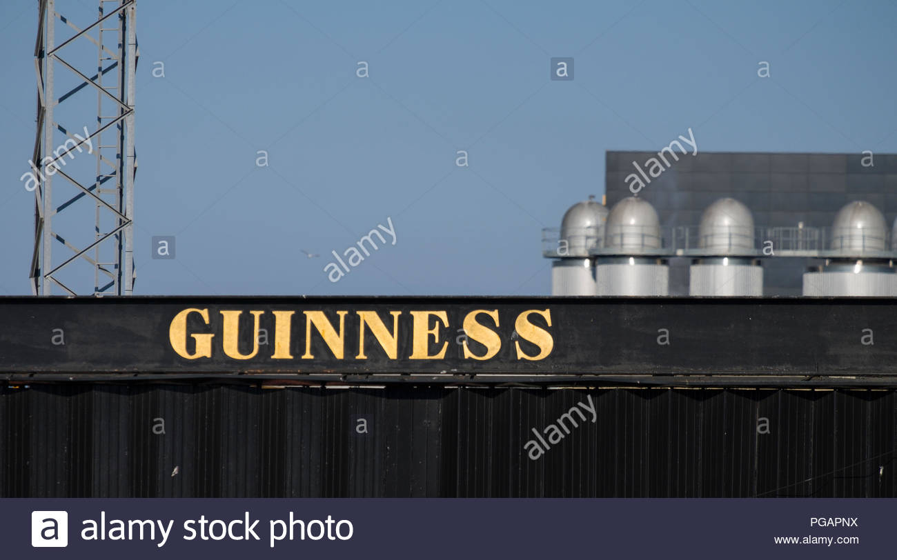 Guinness Sign Stock Photos & Guinness Sign Stock Images - Alamy