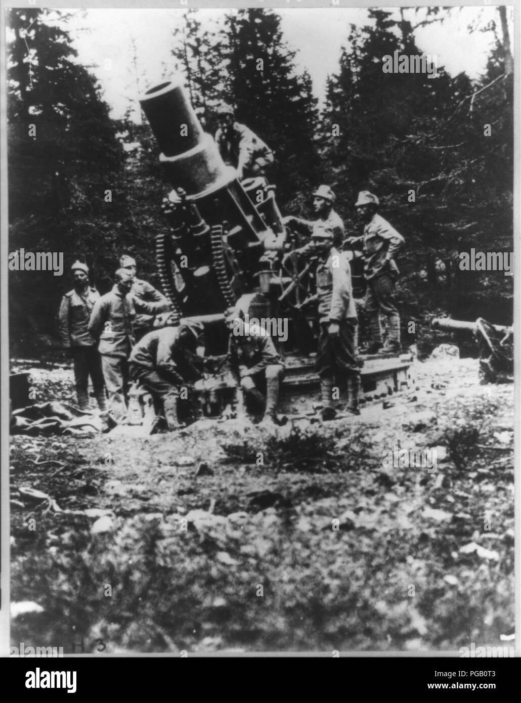 Big gun hi-res stock photography and images - Alamy