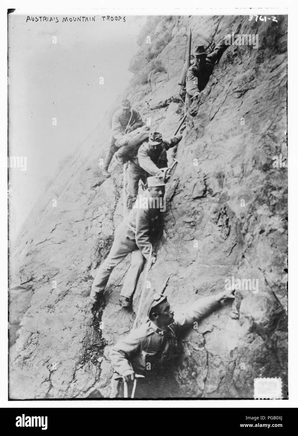 Mountain troops hi-res stock photography and images - Alamy