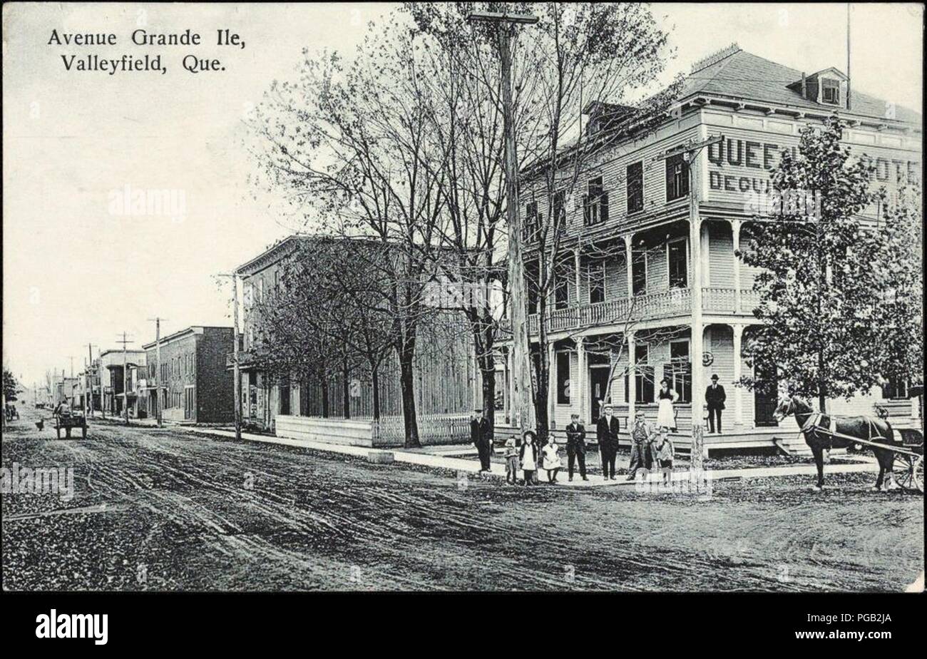 Avenue Grande Ile, Valleyfield, Que Stock Photo - Alamy