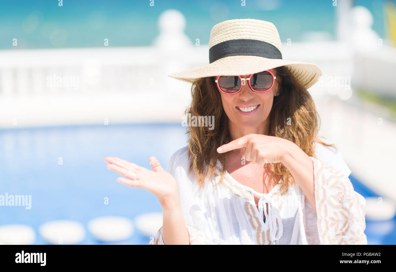 Woman in swiming pool hi-res stock photography and images - Alamy
