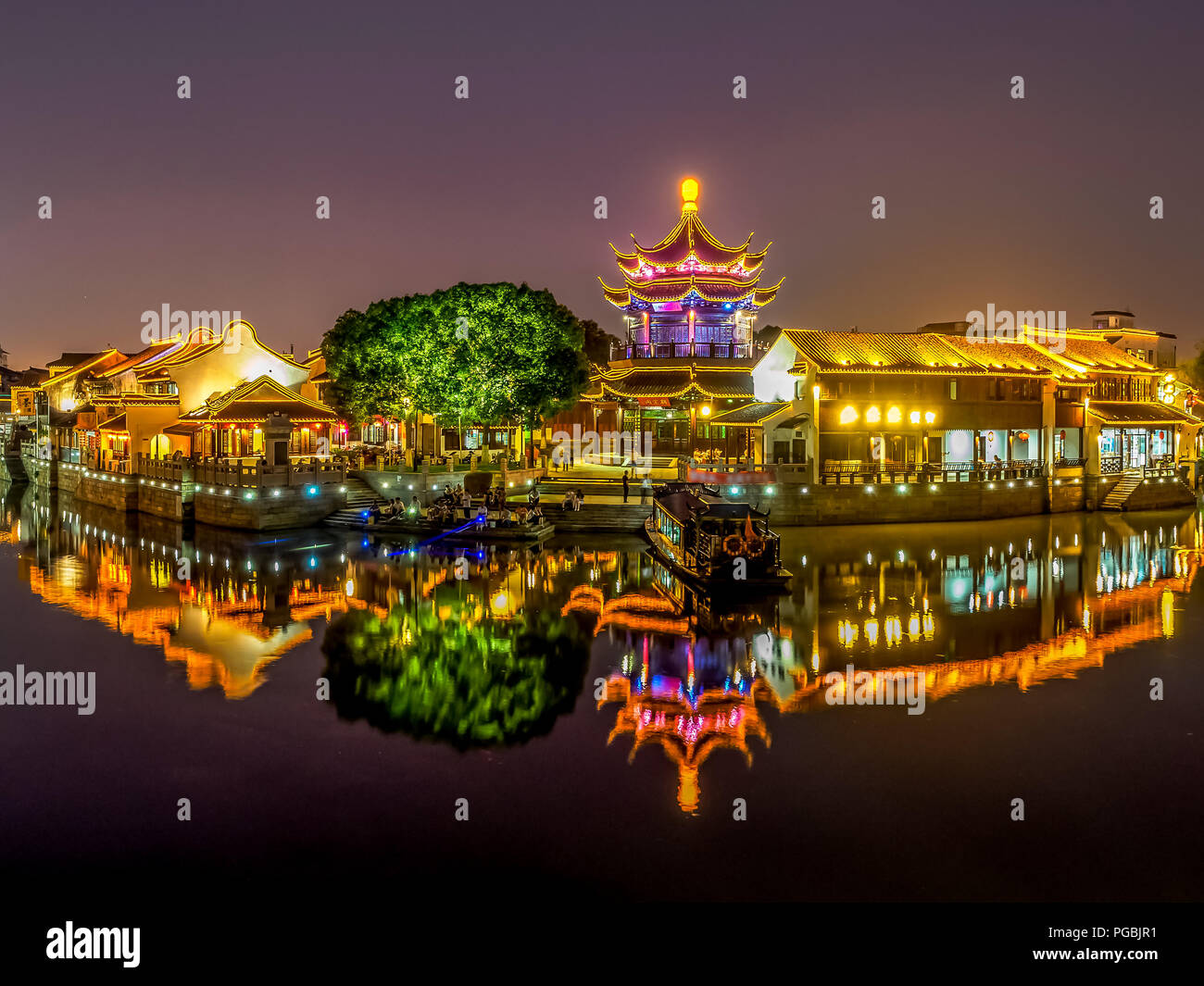 Tang china ship hi-res stock photography and images - Alamy