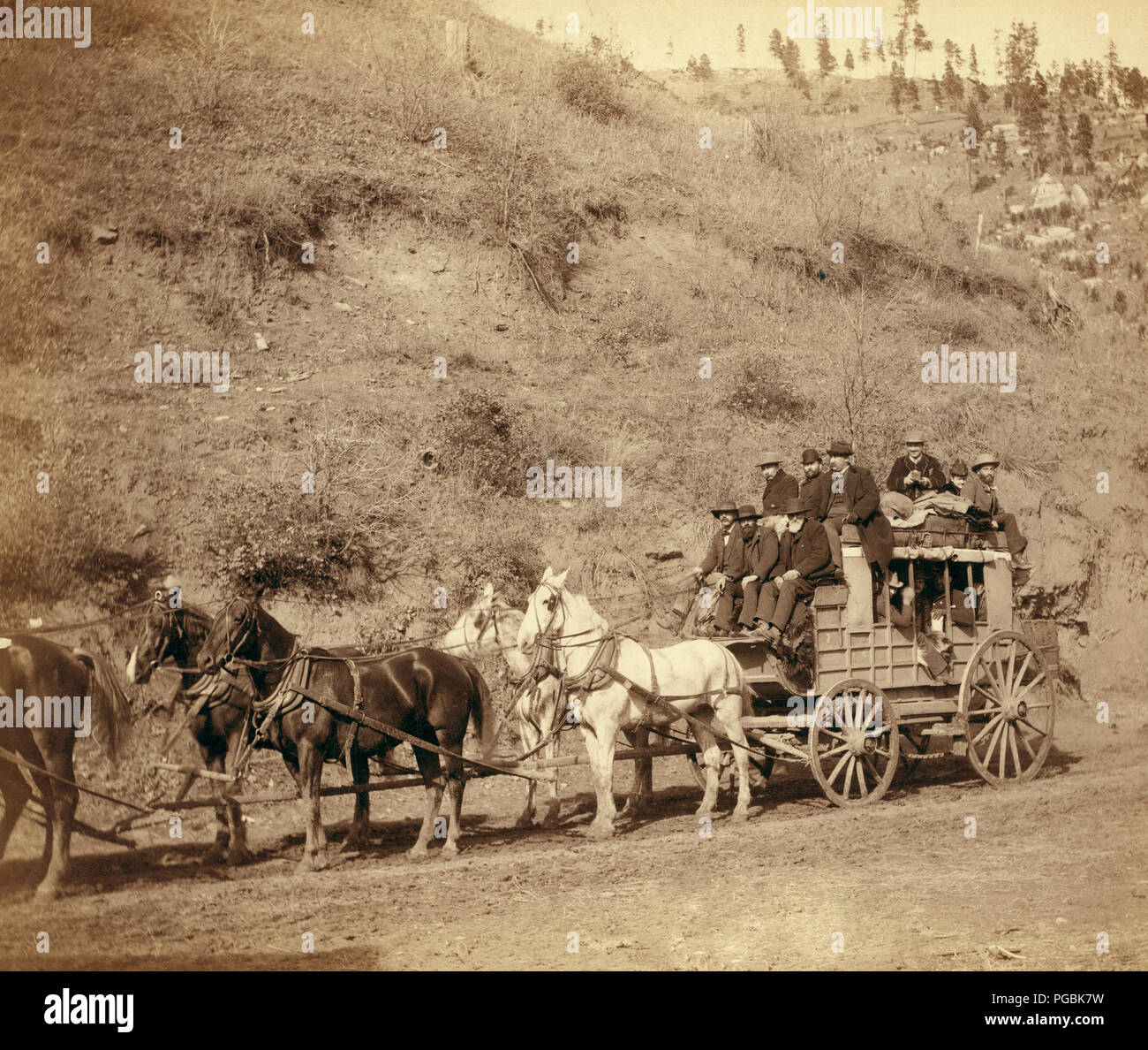 Horse drawn stagecoach hi-res stock photography and images - Alamy