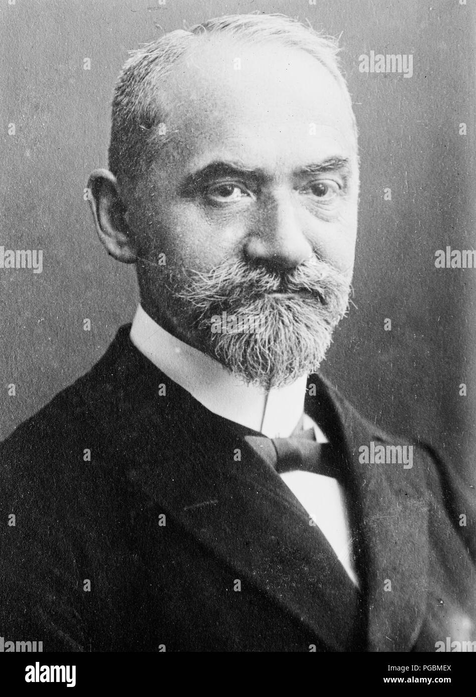 Kirchner Black and White Stock Photos & Images - Alamy