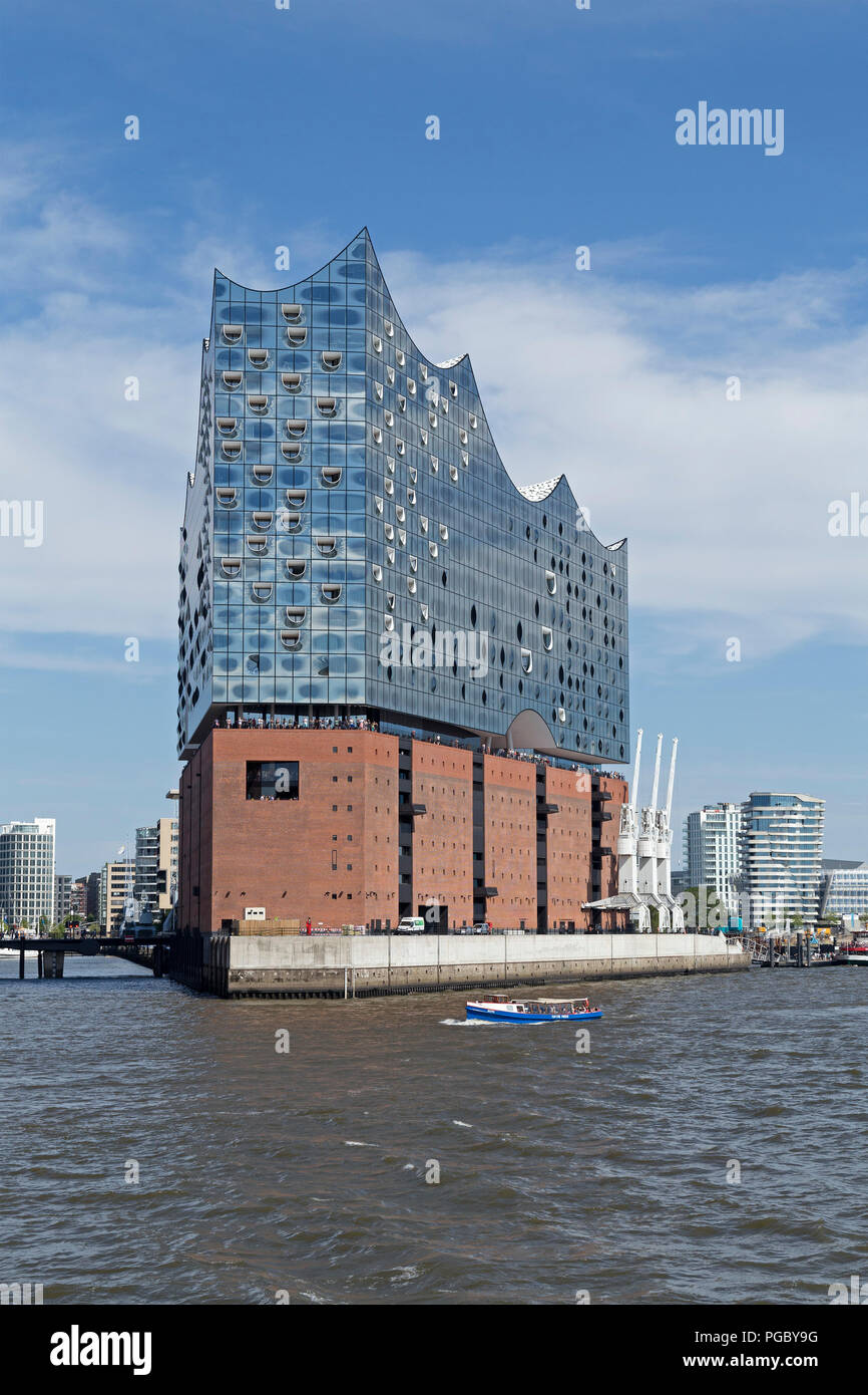 Elbe Philharmonic Hall, HafenCity (Harbour City), Hamburg, Germany ...