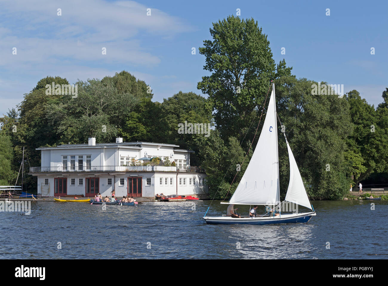 sailing boat, lake Außenalster (Outer Alster), Hamburg, Germany Stock ...