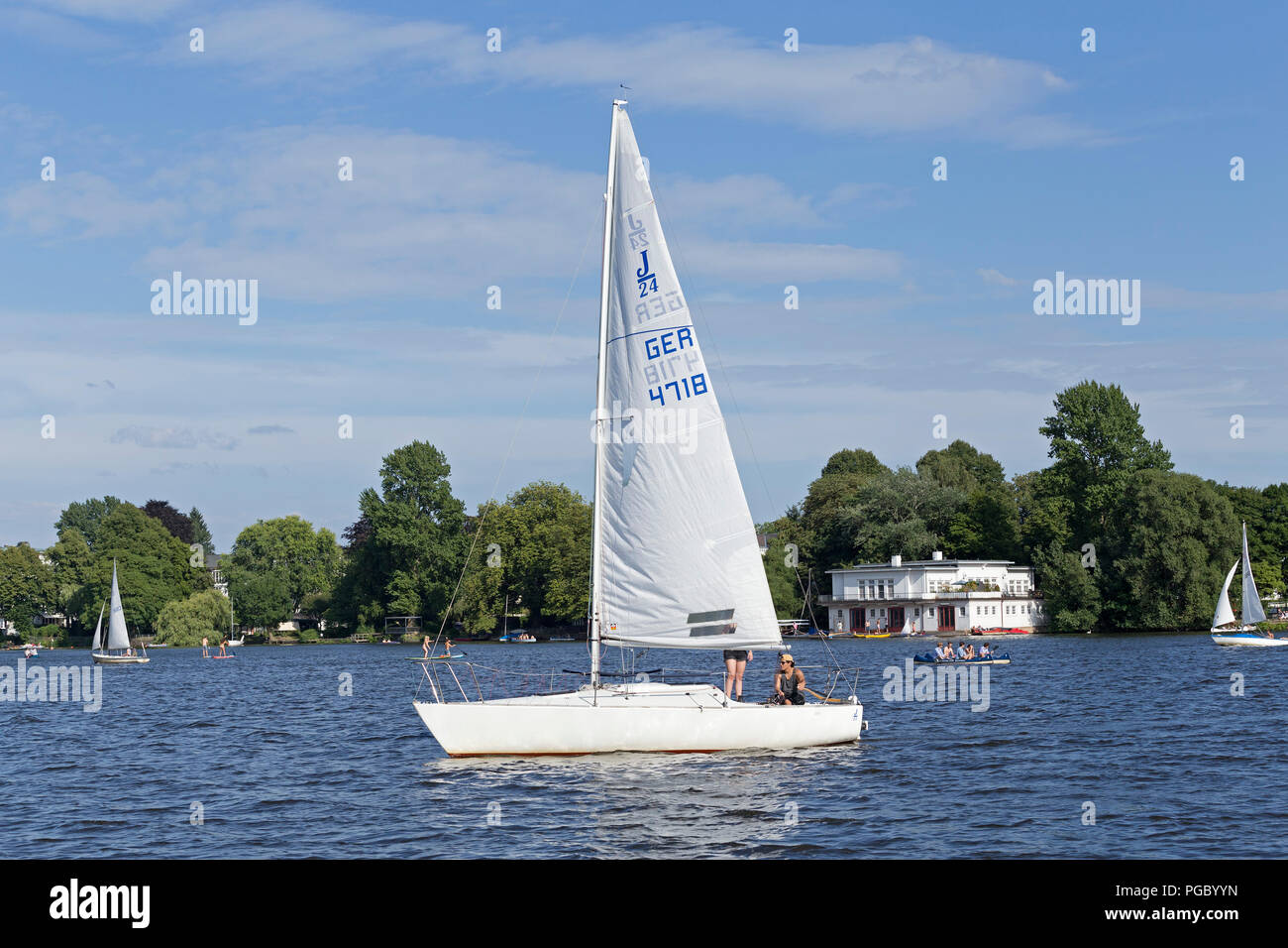 sailing boat, lake Außenalster (Outer Alster), Hamburg, Germany Stock ...