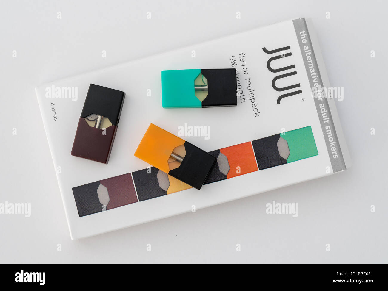 Box holding JUUL nicotine dispenser and pods Stock Photo - Alamy