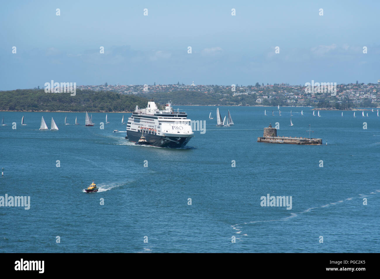 View from Sydney Harbour Bridge Pylon lookout, looking towards Fort ...