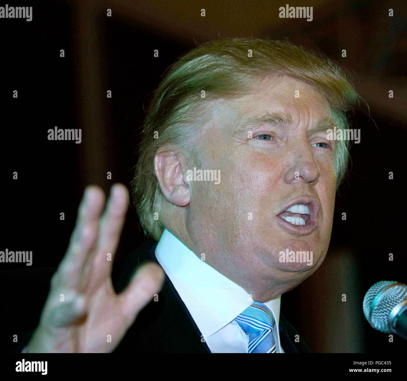 Drump hi-res stock photography and images - Alamy