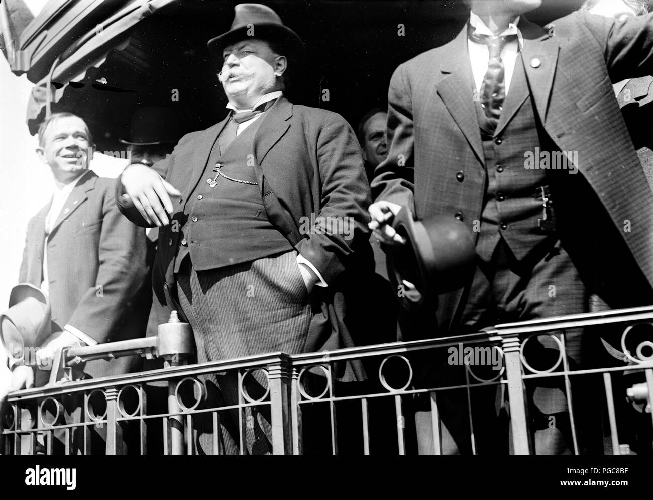 Famous people early 1900s hi-res stock photography and images - Alamy