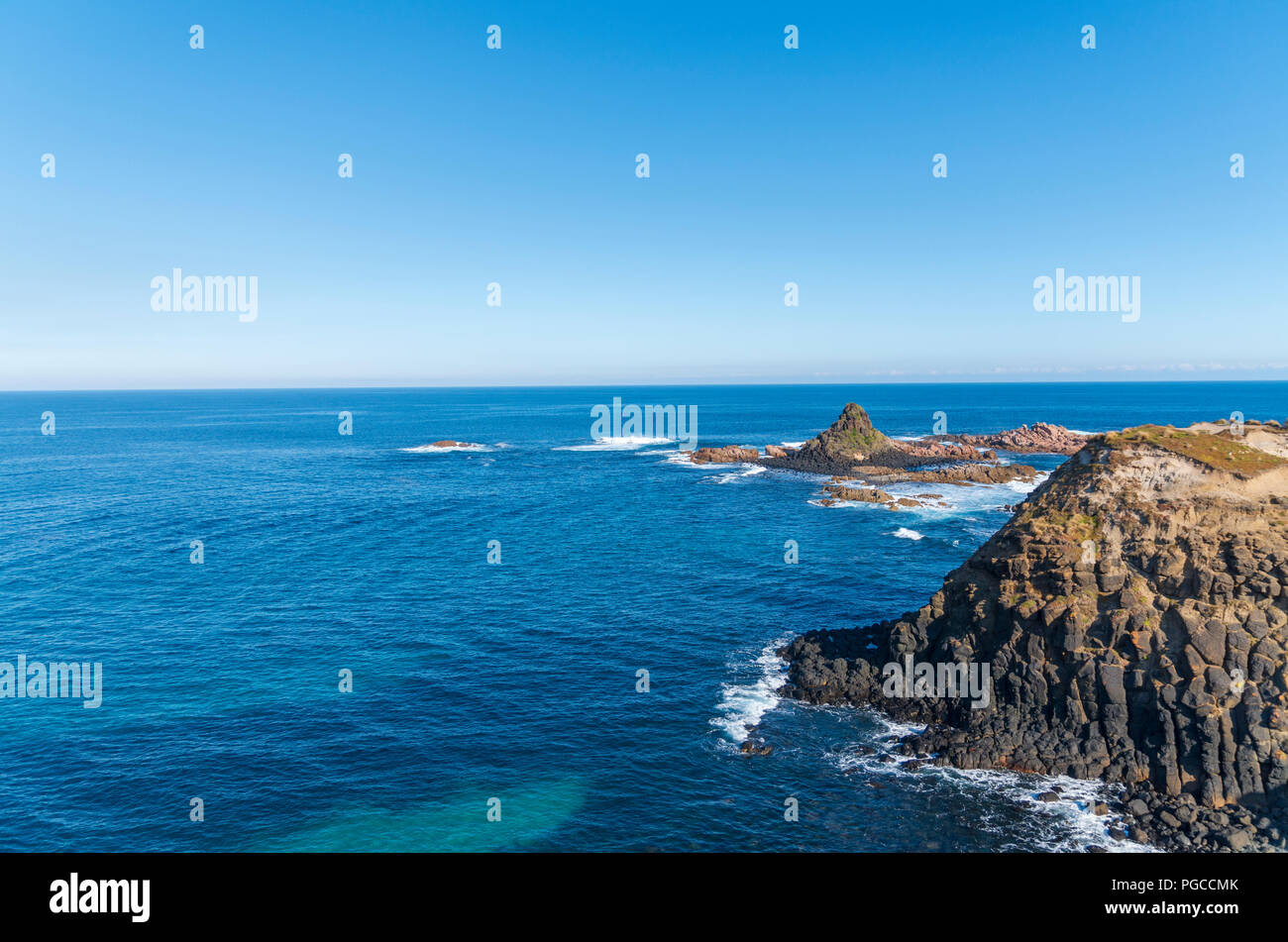 Phillip Island At Pyramid Rock Victoria Australia beautiful coast line ...