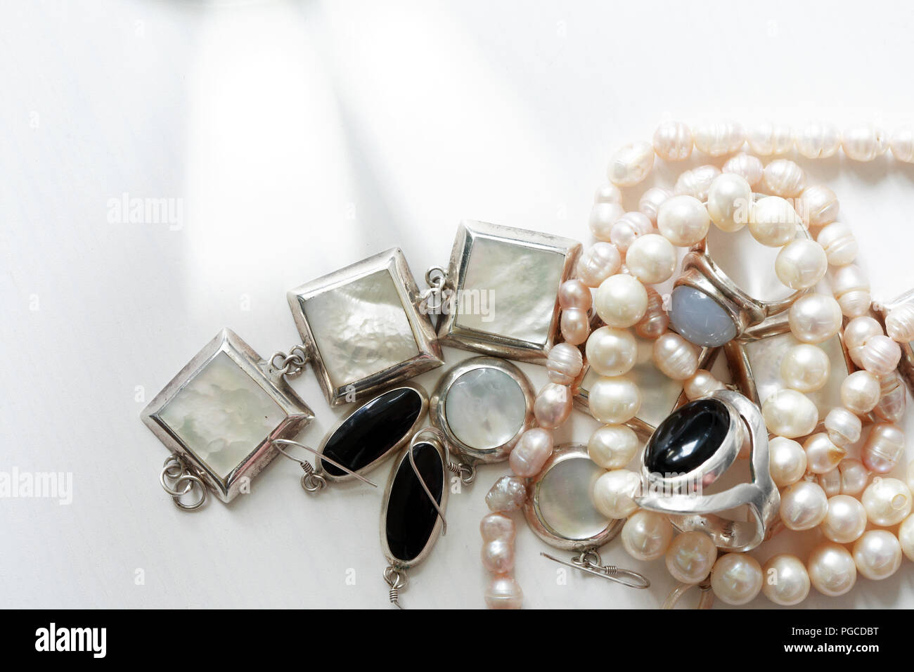 Female elegance hi-res stock photography and images - Alamy