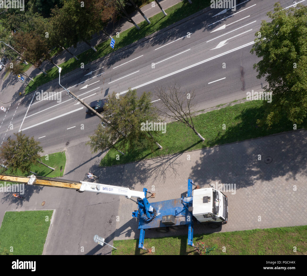 The crane cradle platform Stock Photo - Alamy