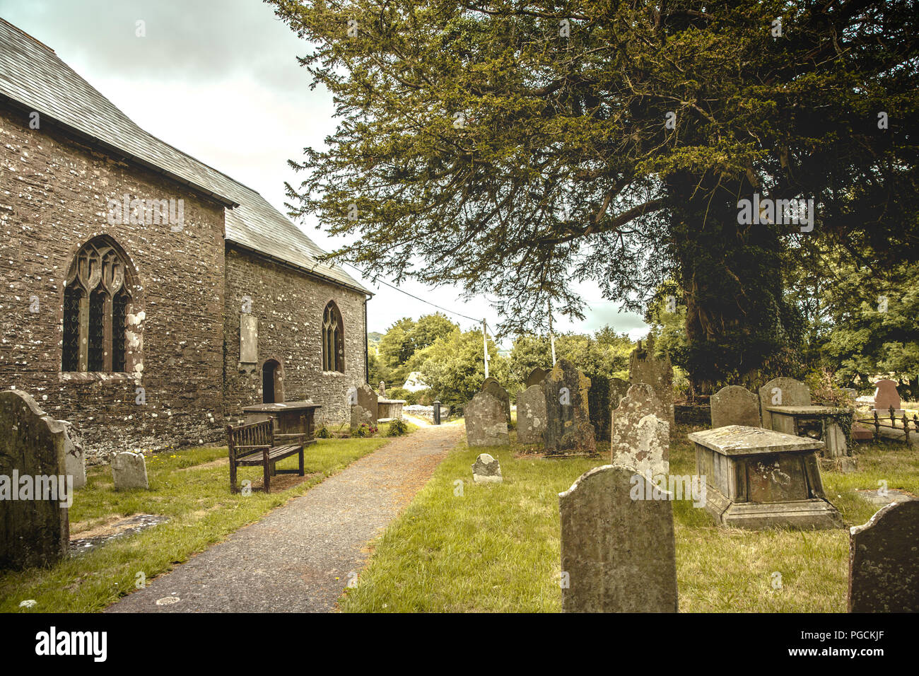English cemeteries hi-res stock photography and images - Alamy
