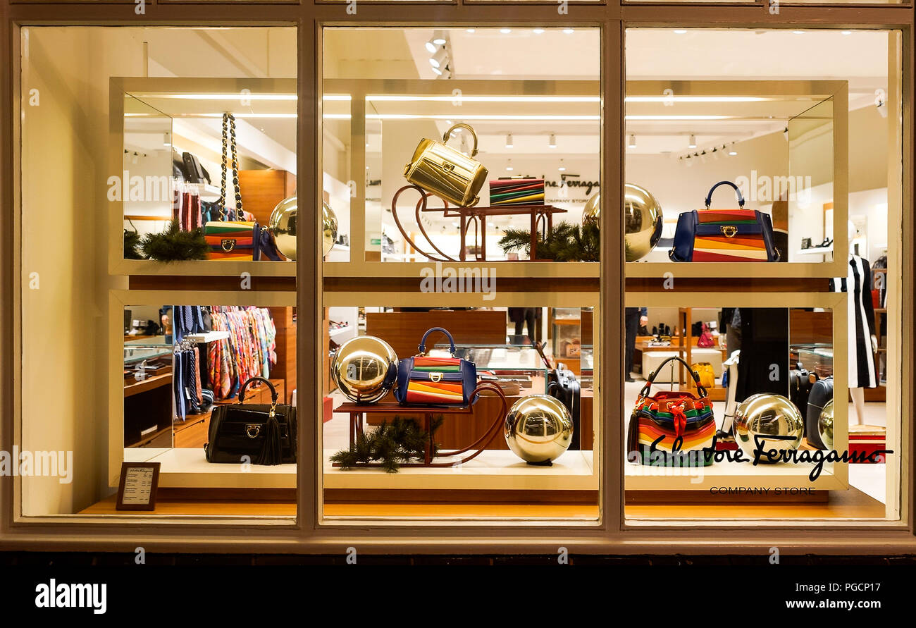 Bicester village hi-res stock photography and images - Alamy