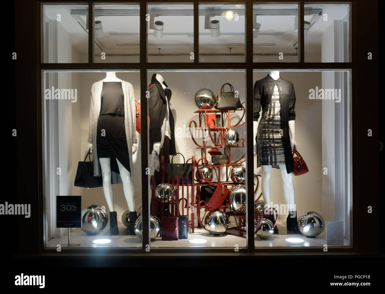 Dark Shopping Experience High Resolution Stock Photography and Images ...