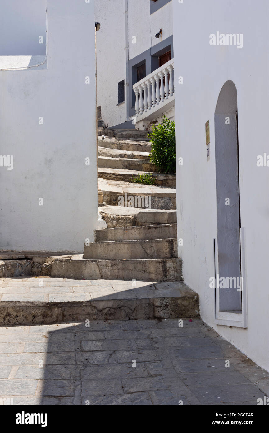 Street market lindos greece hi-res stock photography and images - Alamy
