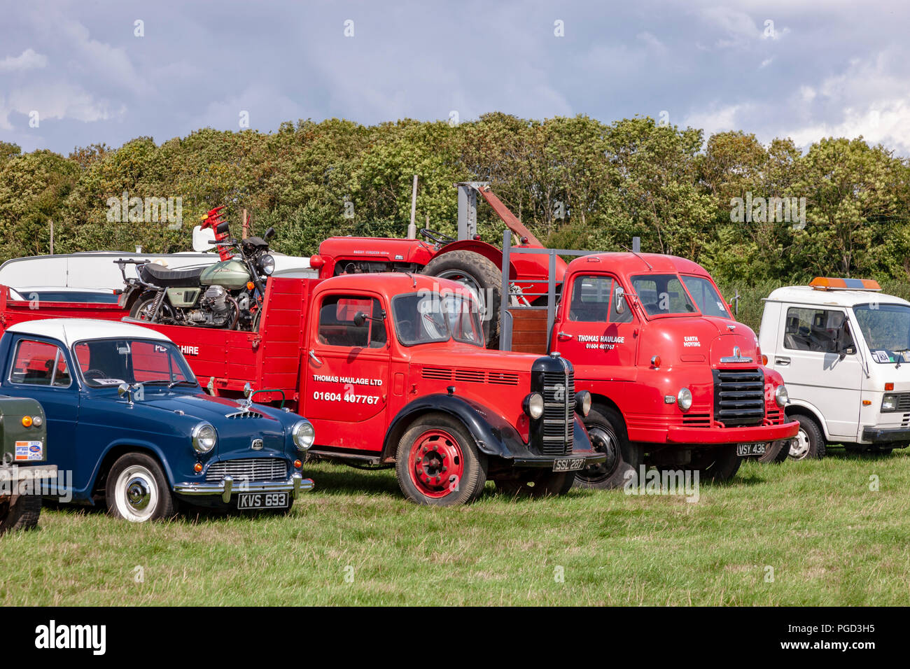 Lorries on show hi-res stock photography and images - Alamy