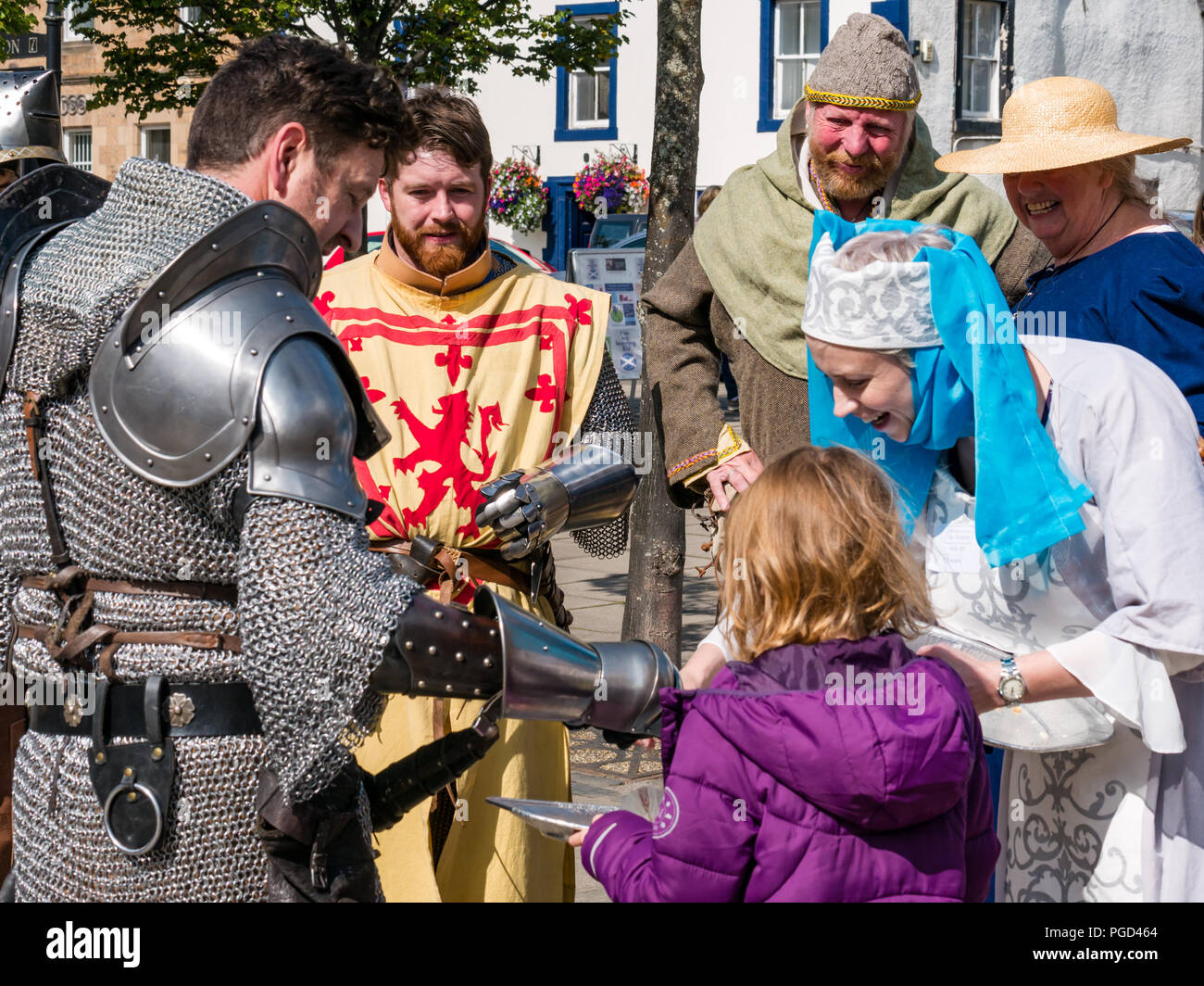 Knights gauntlet hi-res stock photography and images - Alamy
