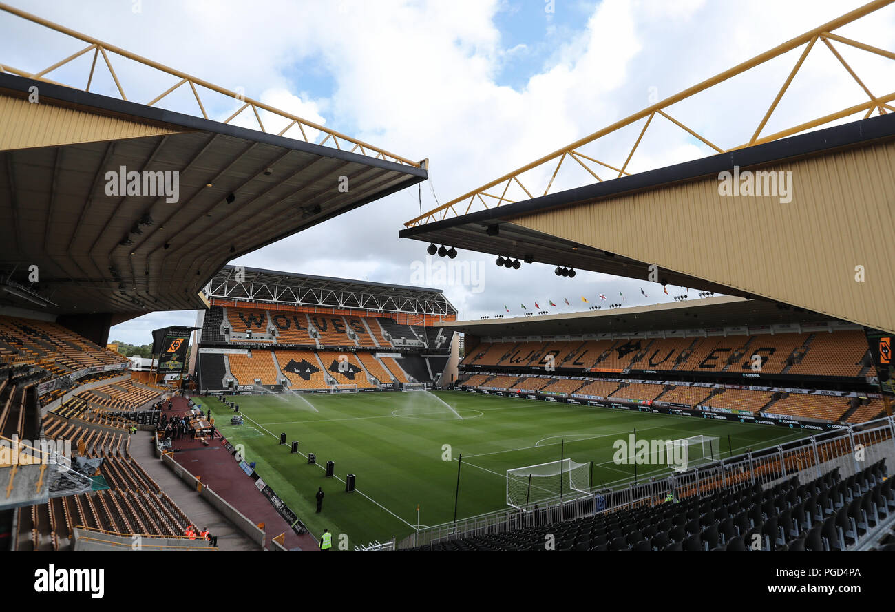 Wolverhampton, UK. 25th Aug 2018. General view of the interior ot the ... Wolverhampton, UK. 25th Aug 2018. General view of the interior ot the ...