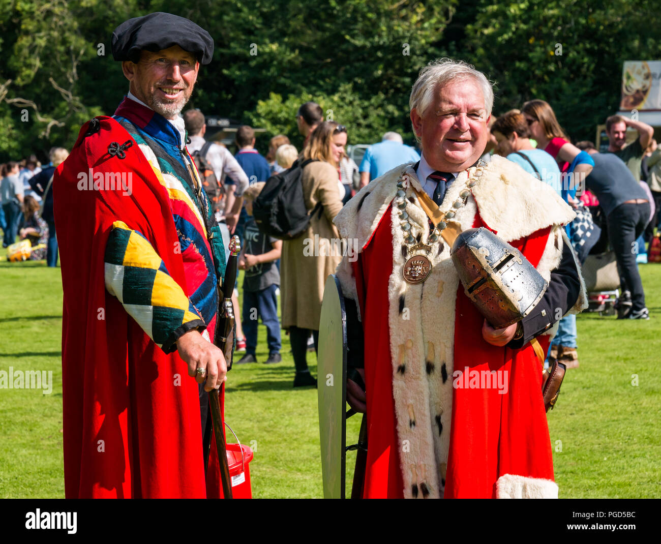 Cloak ermine hi-res stock photography and images - Alamy