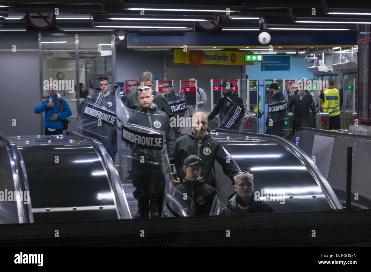 Huvudsta metro hi-res stock photography and images - Alamy