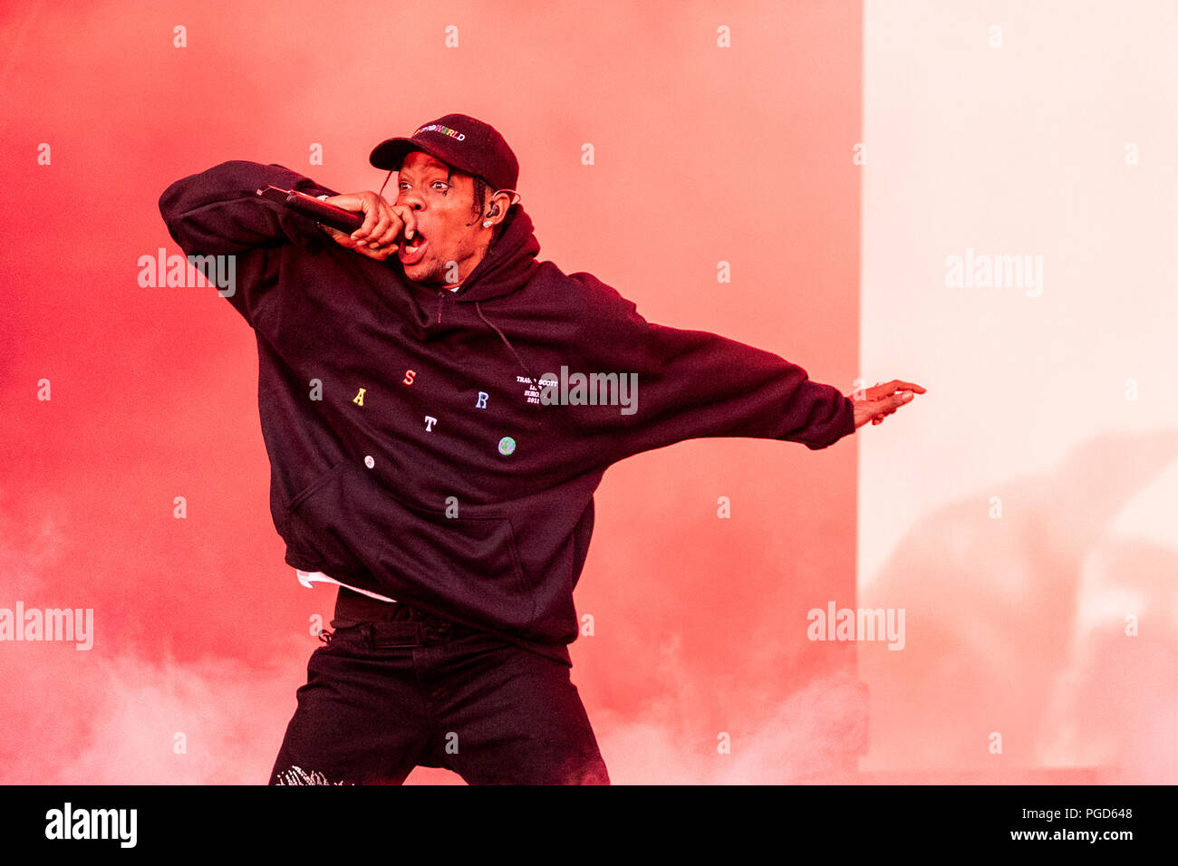 Travis scott live hi-res stock photography and images - Alamy