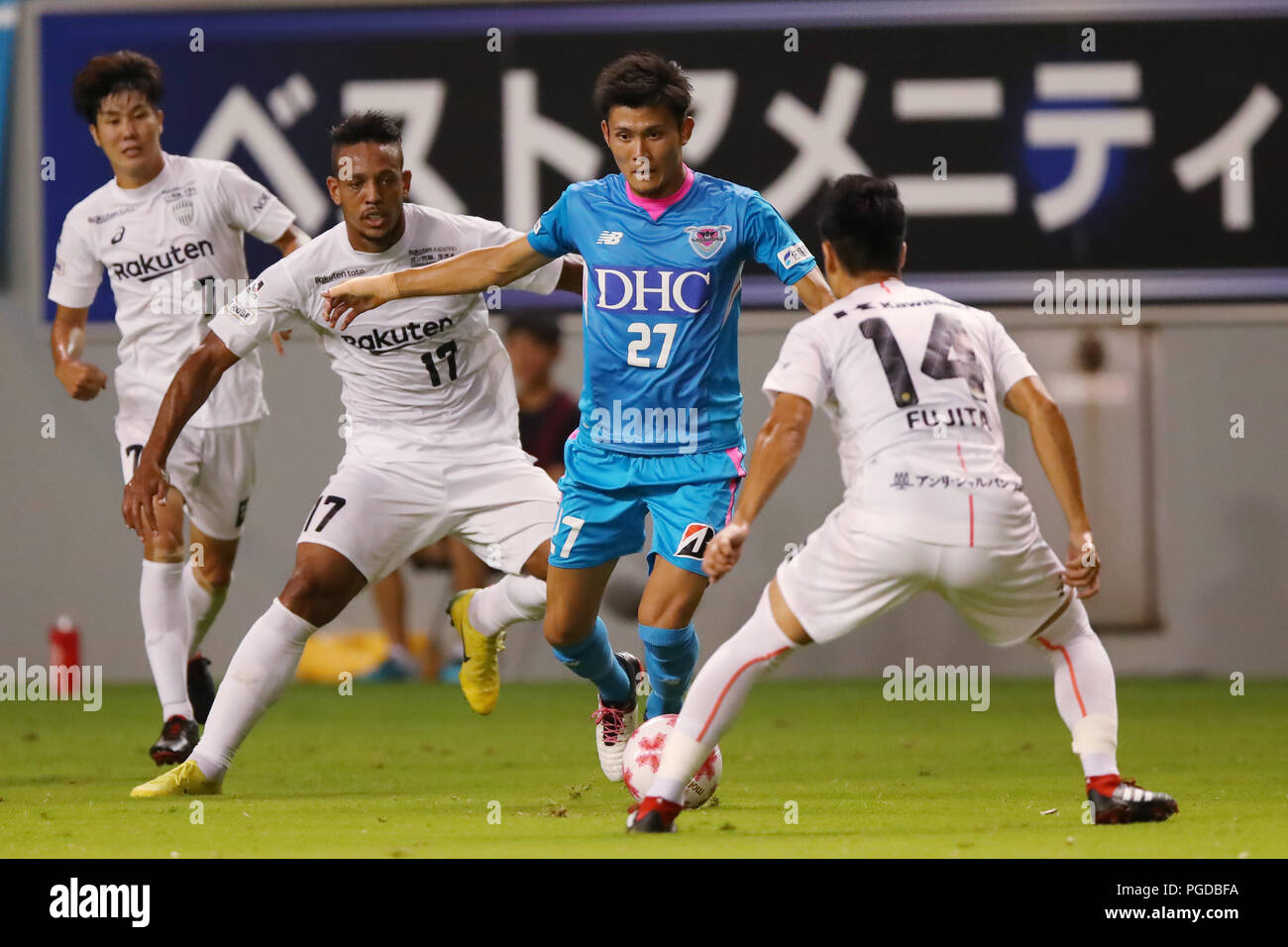 Best Amenity Stadium, Saga, Japan. 22nd Aug, 2018. (L to R) Wellington (Vissel), Kyosuke Tagawa ...
