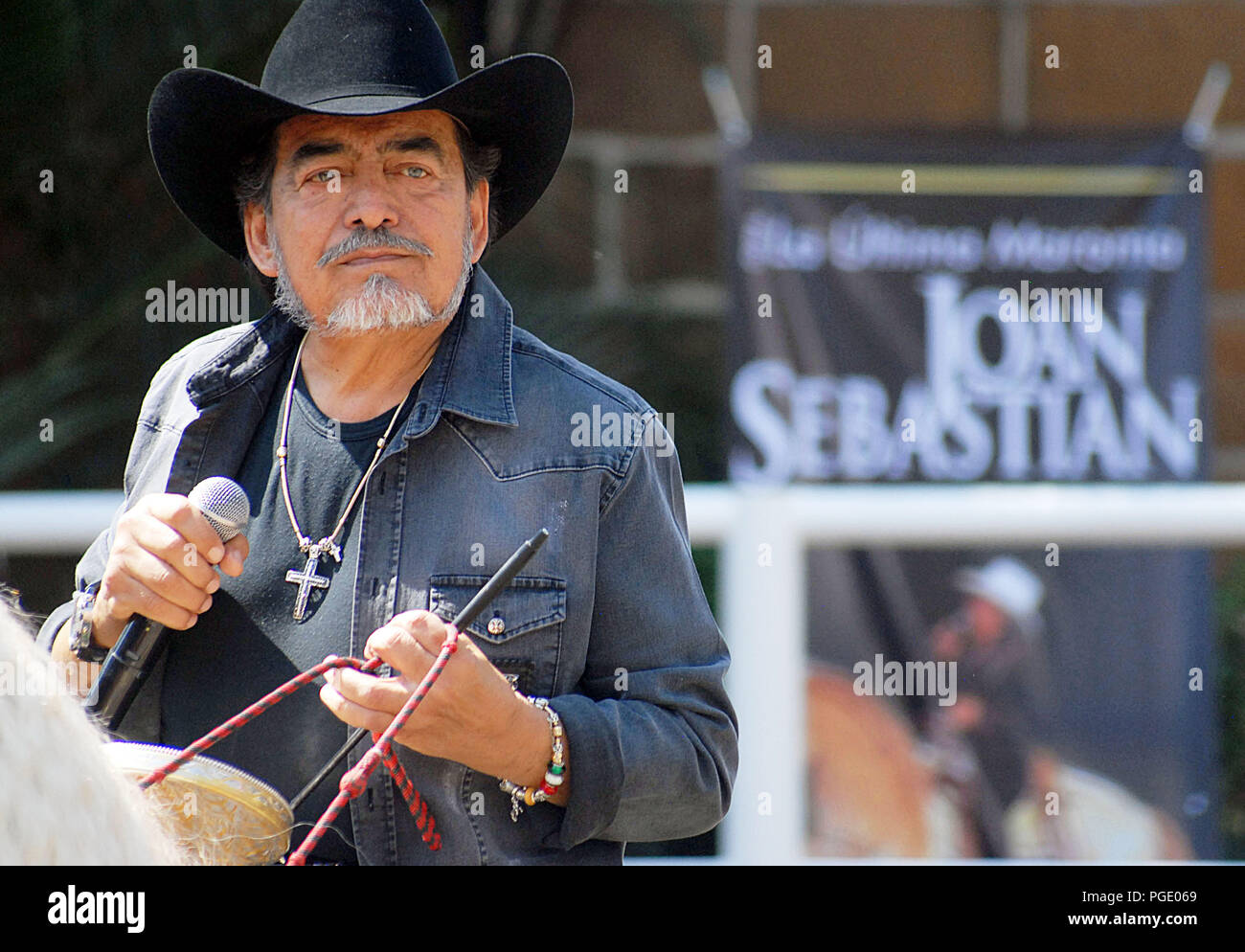 Joan Sebastian mounts his horse in Cuernavaca, Morelos. José Manuel ...